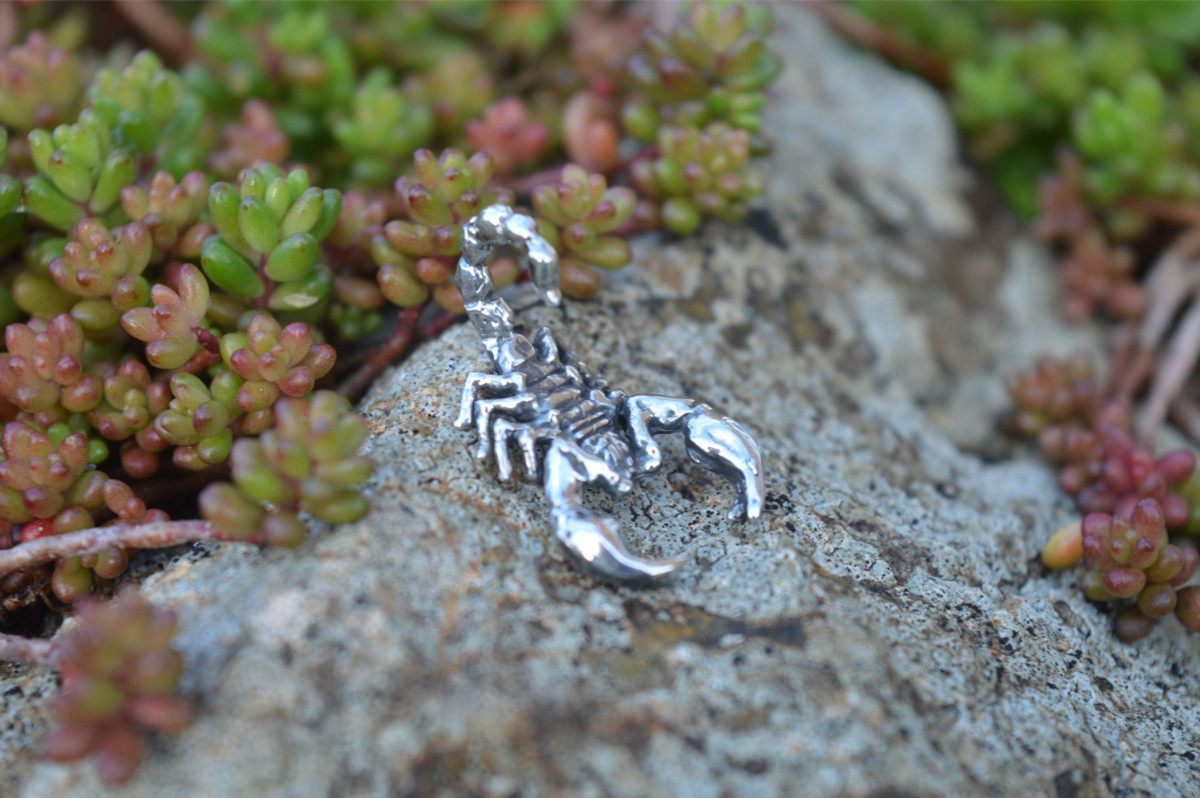 Yellow-Tailed Scorpion Ornament (mini) - Emma Keating Jewellery